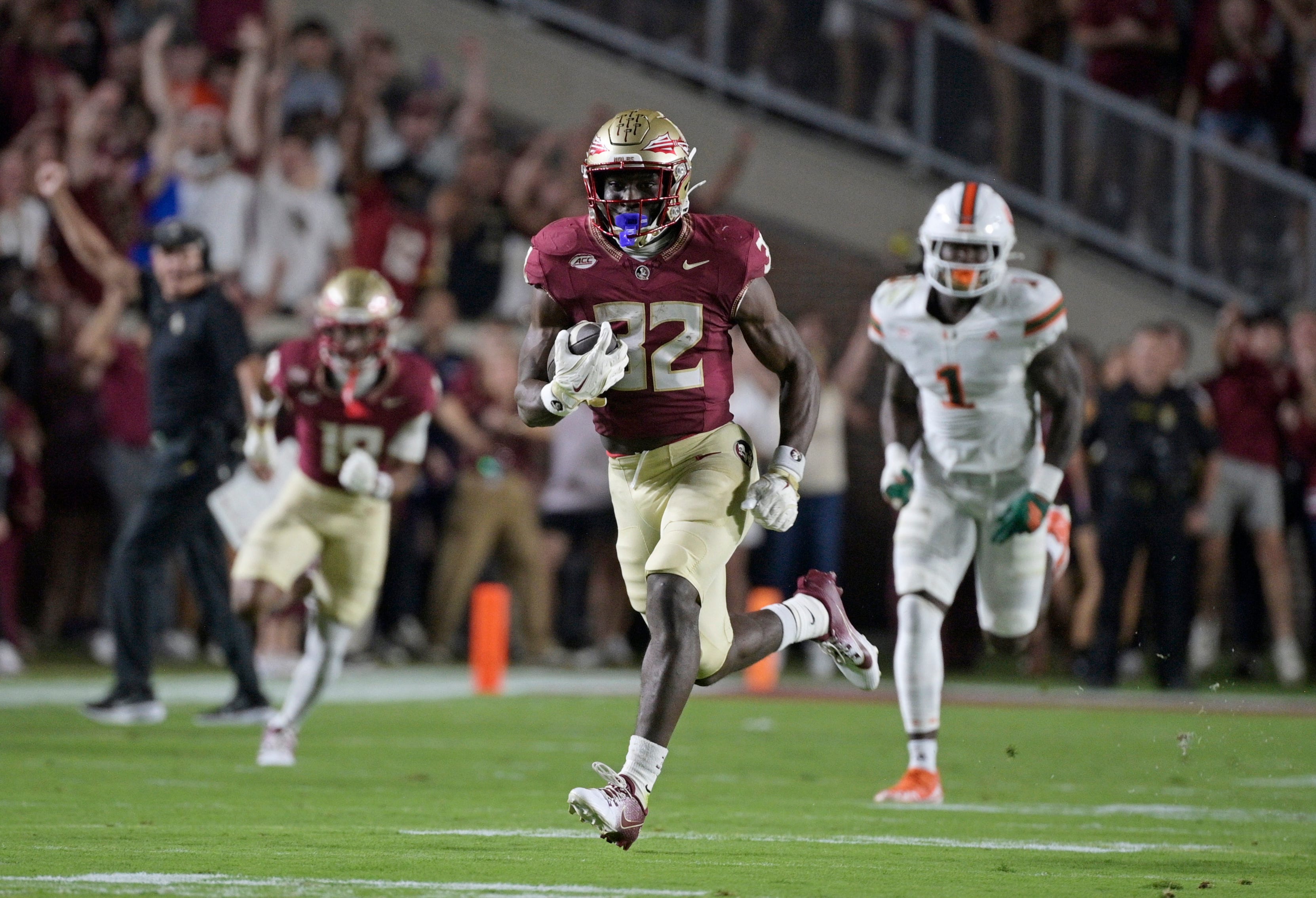 Elite 2027 prospect likes how FSU uses its running backs