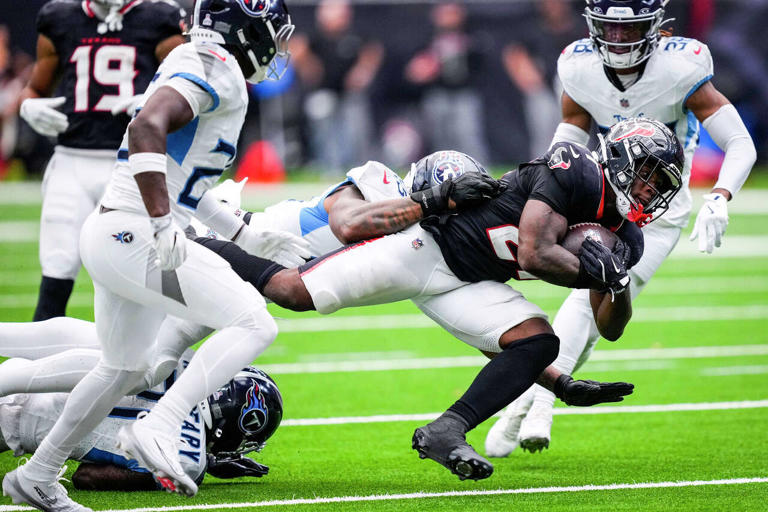 Texans' 3 keys vs. Titans: Stop Jeffery Simmons, pressure Cam Ward and run