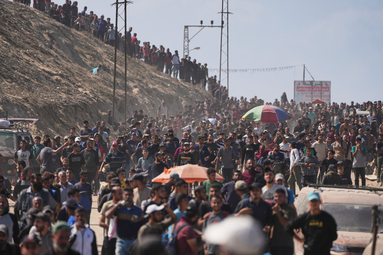 Israël: staakt-het-vuren in Gaza is ingegaan; duizenden Gazanen ...
