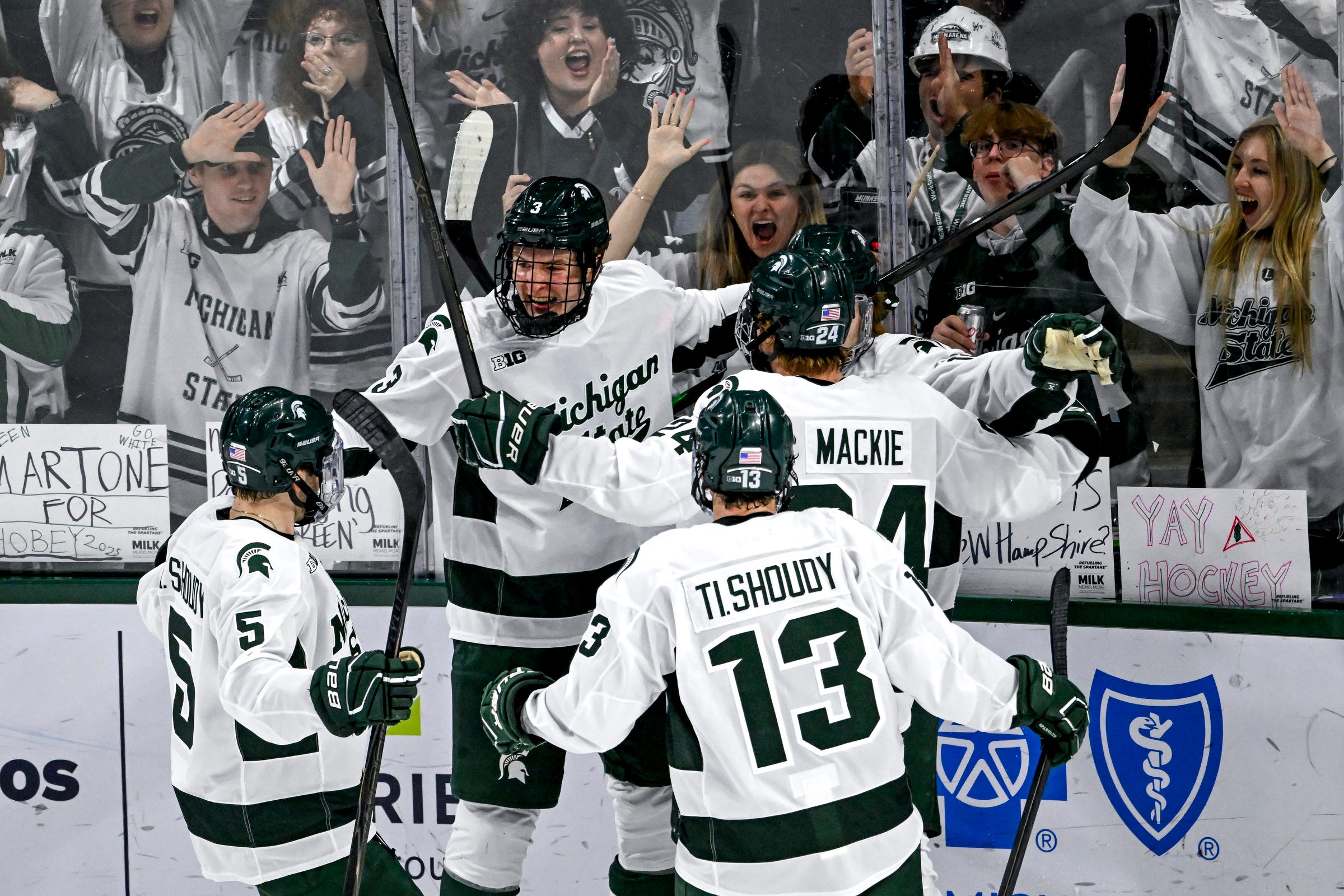 MSU hockey gets ultimate early test with road series at No. 1 Boston ...