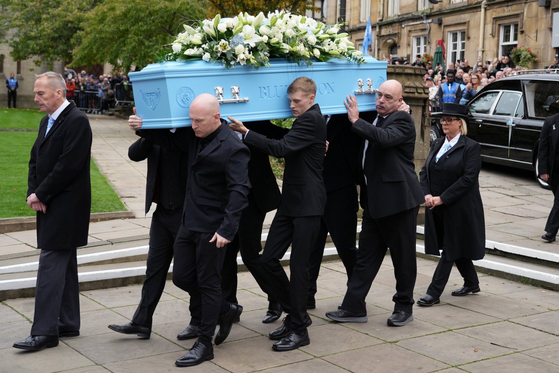 Ricky Hatton's brother and son honour boxing legend