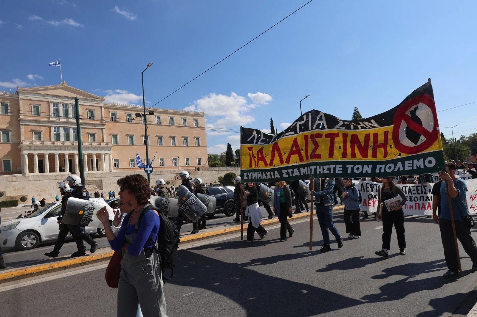 Μαζική συμμετοχή στην απεργιακή κινητοποίηση για τη Γάζα - Βίντεο