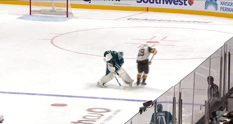 Top-5: Knights remove goalie, score from center ice… and win in overtime