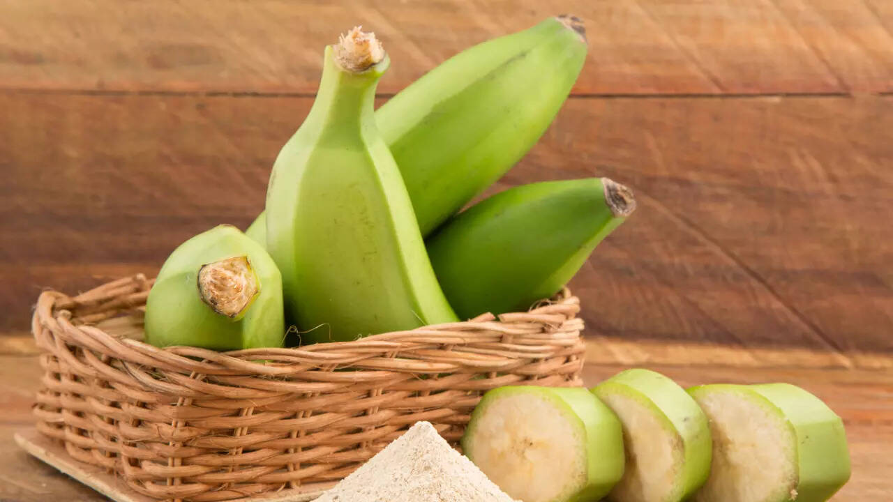 5 innovative snacks made with ripe banana for house party