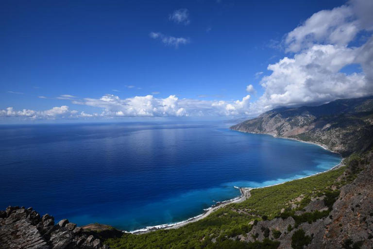 Why The Ocean Appears Blue - Described By Marine Scientists