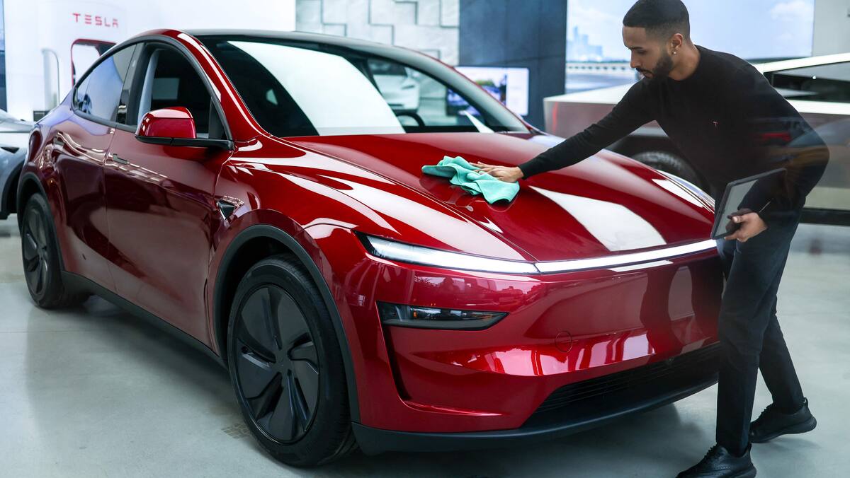 10'000 Franken günstiger: Tesla bringt das abgespeckte Model Y auch in ...