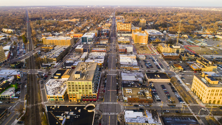 Metro Detroit Fuses Shaded Parks, Festivals, And A Buzzing Downtown ...