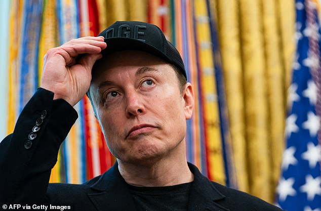 The Scrooge effect: Rich people really ARE more selfish, scientists confirm