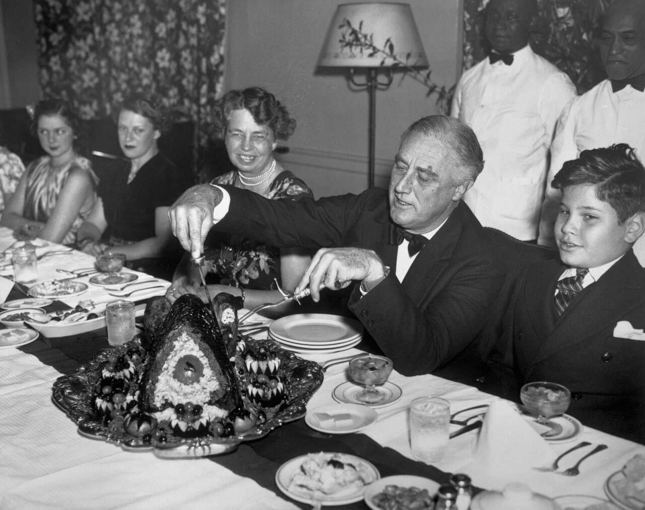 Here's the Thanksgiving 2025 date and the history behind the holiday