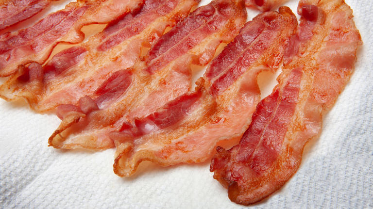 For The Crispiest Bacon Strips Don't Skip This Crucial Step