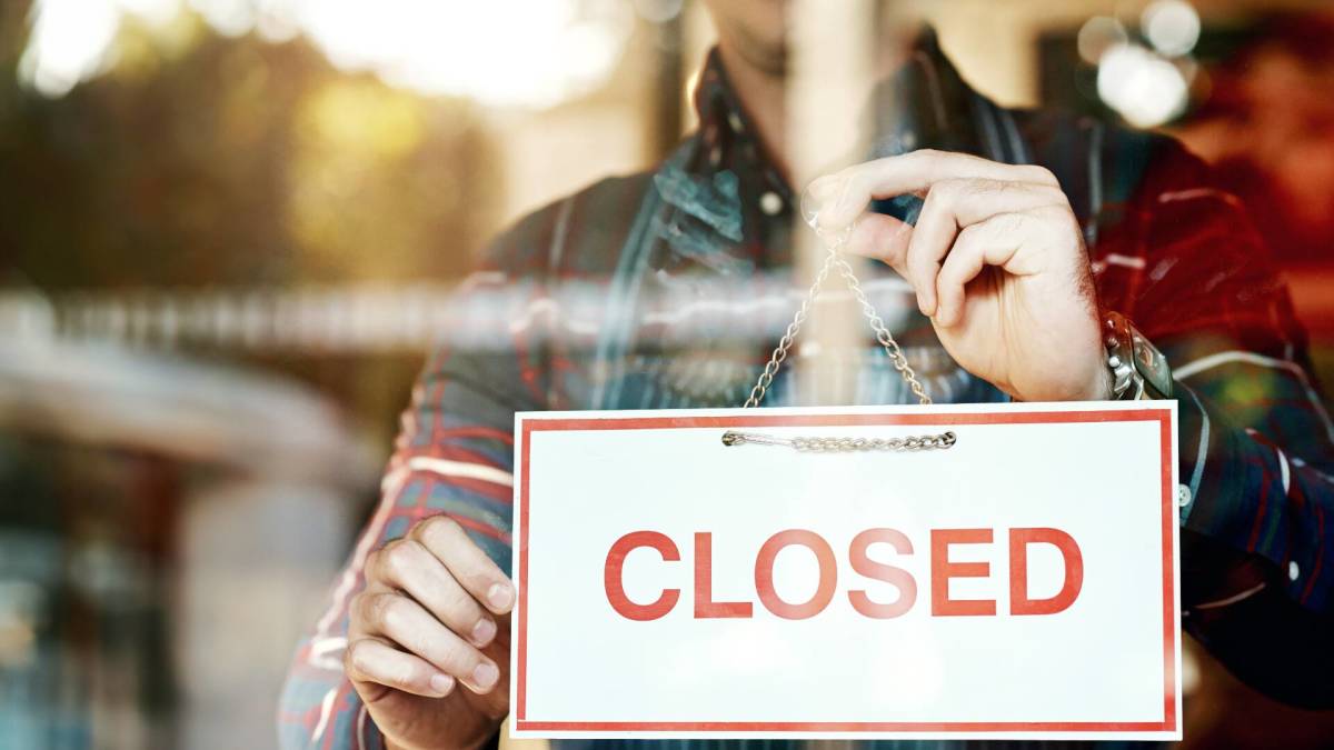 70-year-old furniture chain, Circle Furniture, abruptly closes, no ...