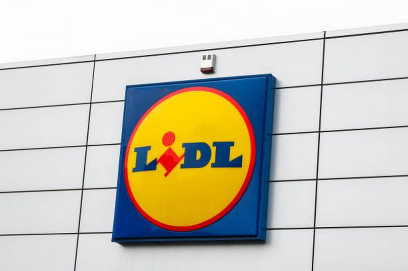 Lidl announces drop in price of two-litre carton of milk