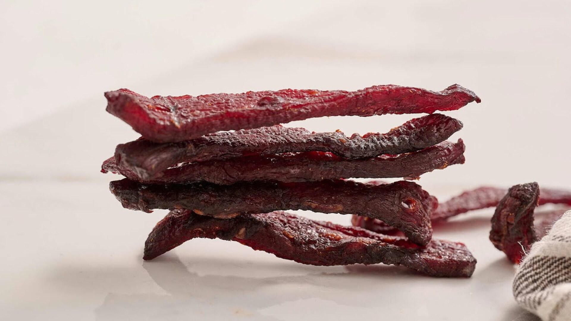 Make Your Own Beef Jerky At Home With Our Sweet And Spicy Recipe
