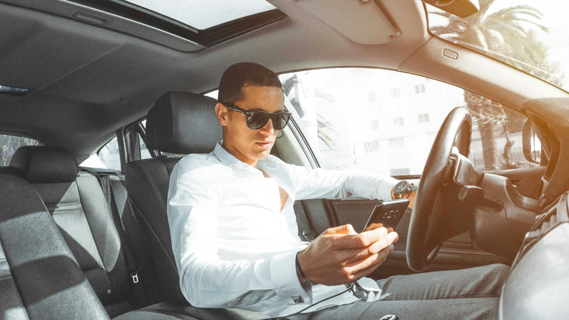 10 Car Safety Features That Actually Work & 10 That Are Gimmicks