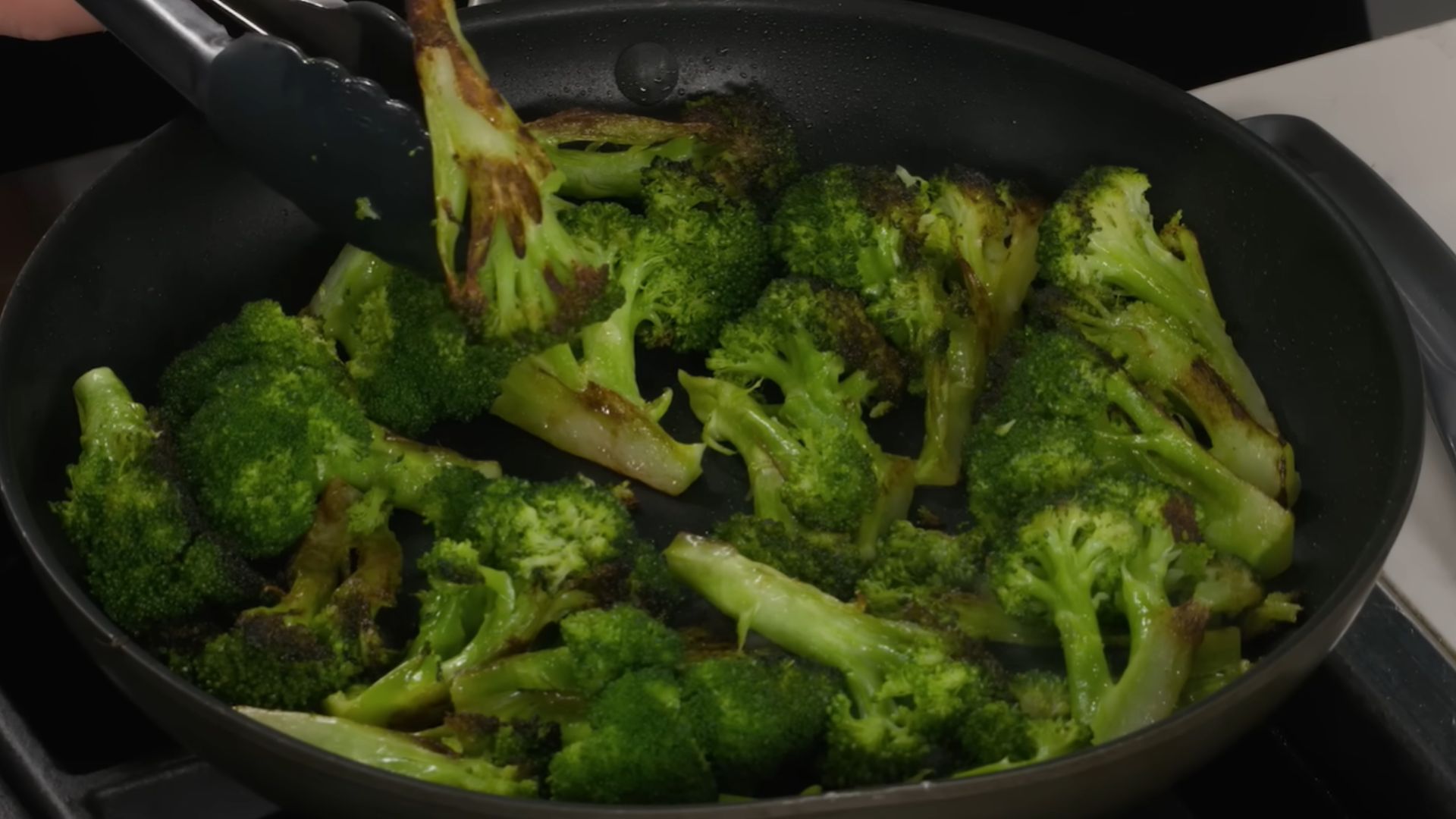 20 Foods That Actually Taste Better When They're A Little Burnt