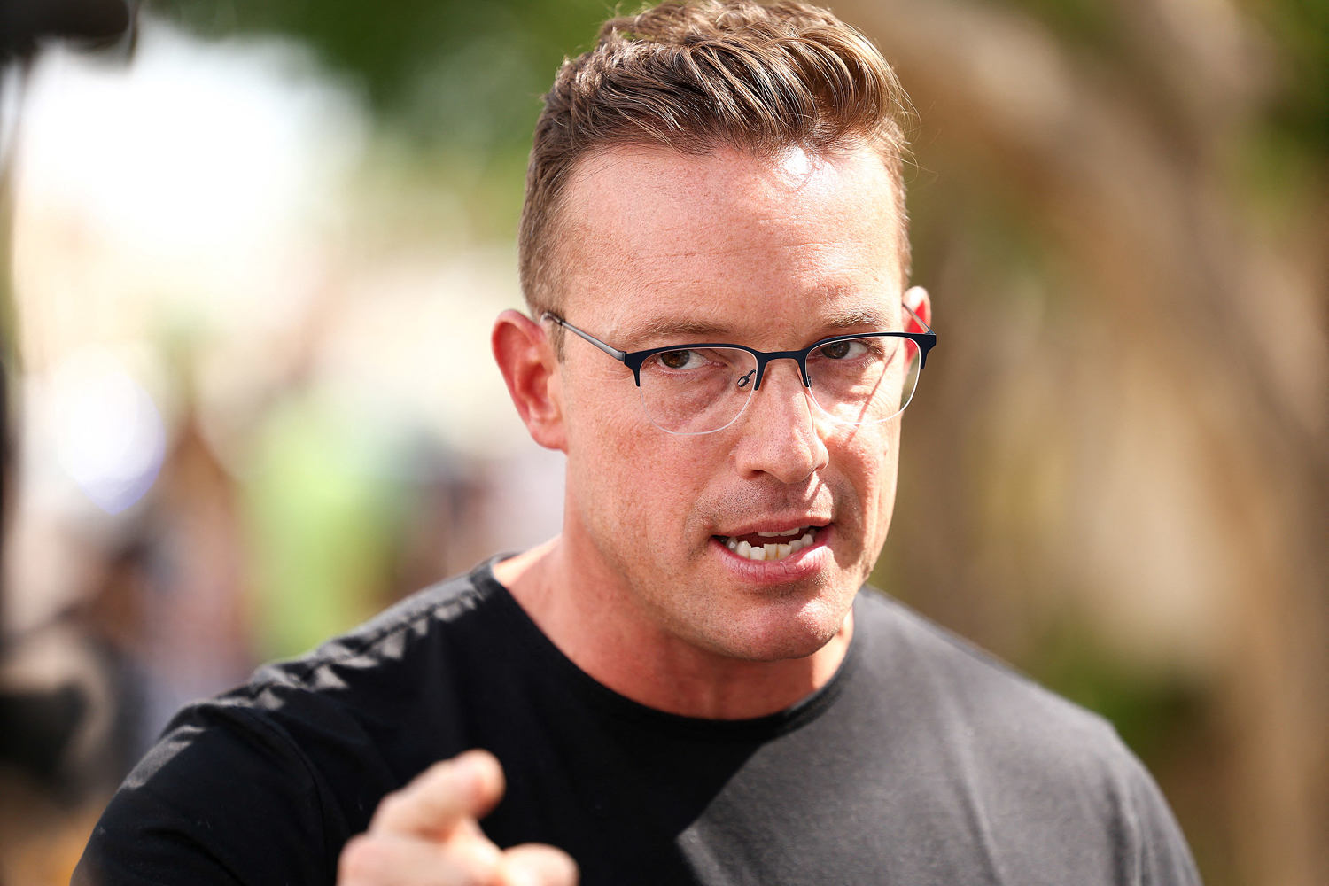 DOJ charges man over letter with threats against pro-Trump influencer ...