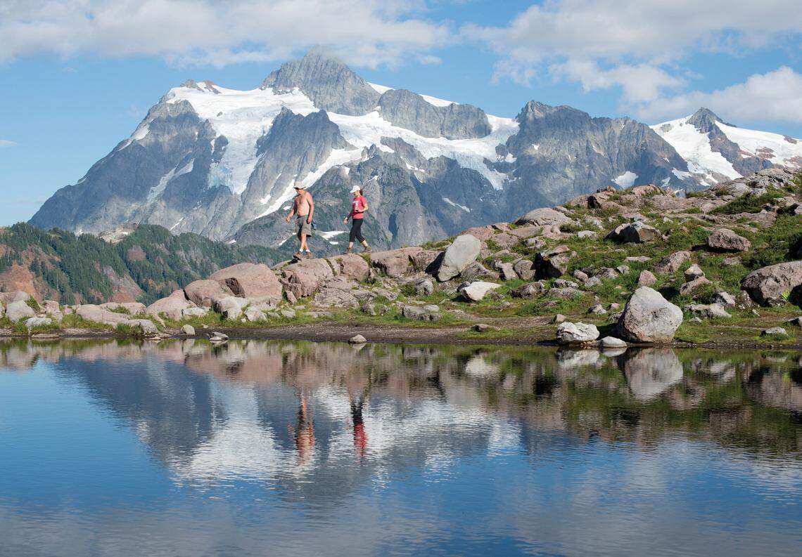 This could be your last weekend to hike Artist Point trails before the ...