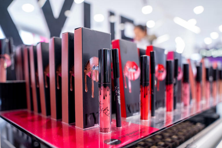 Kylie Jenner’s Latest Tease Has Fans Saying, ‘She Actually Did It’