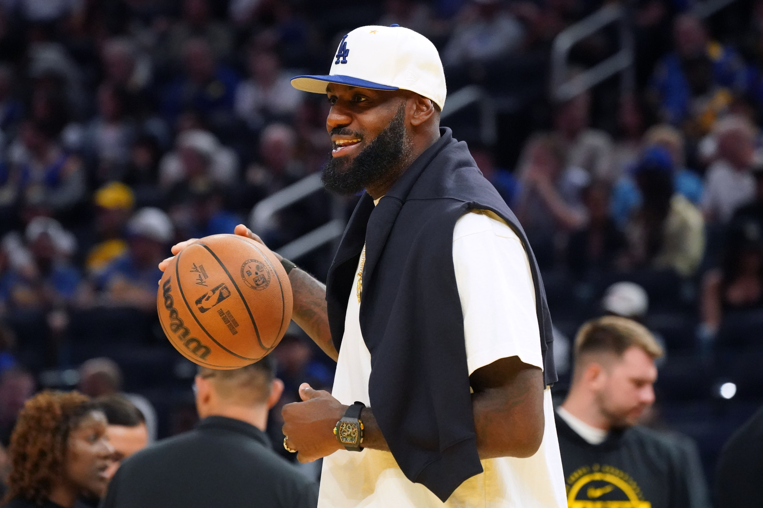 LeBron James’ nerve issue dates back to summer, keeping him from normal ...
