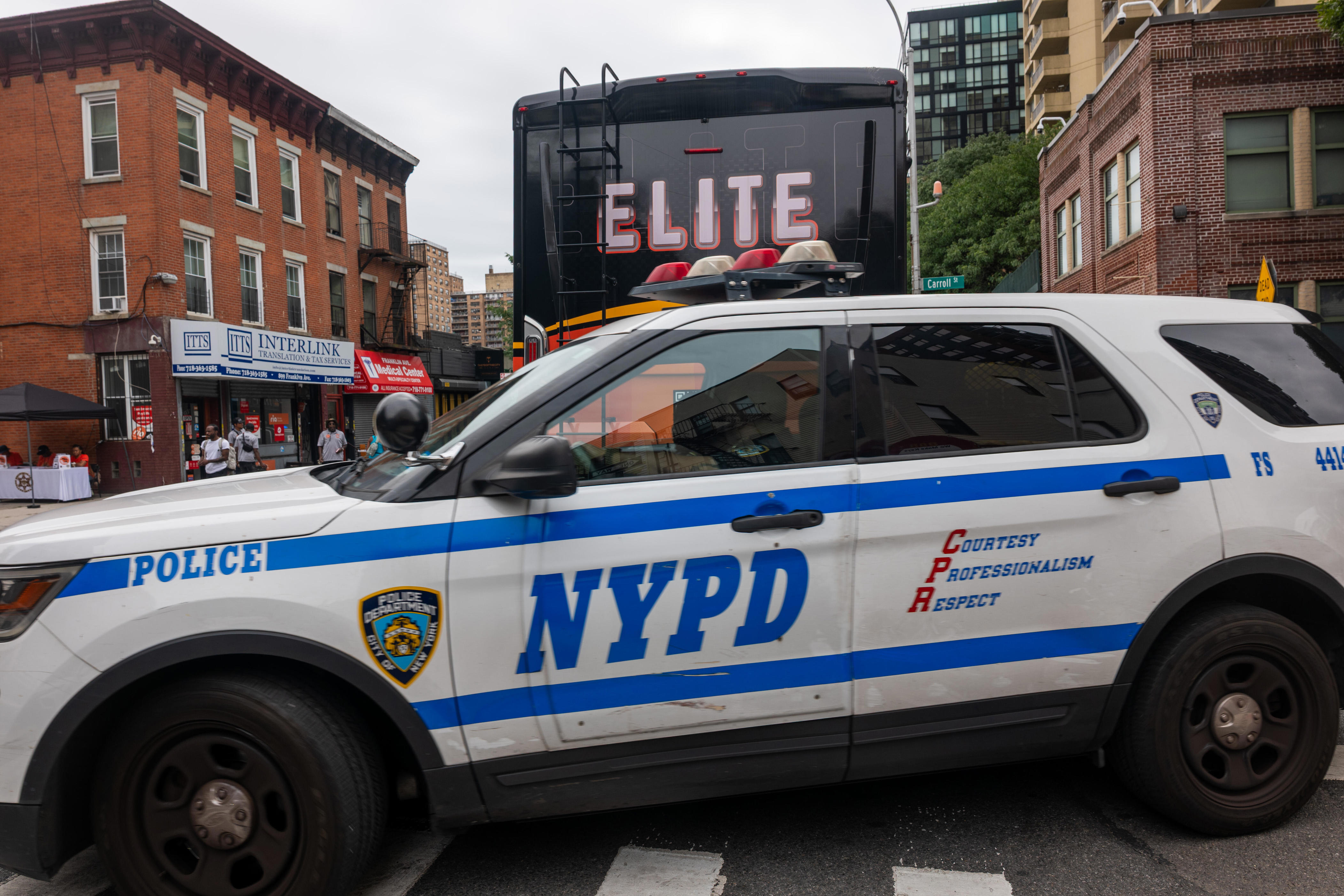 NYPD Sergeant Shot, Recovering In Bronx Robbery Response