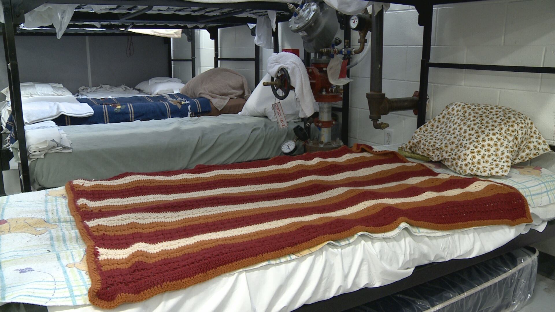Grand Junction’s largest homeless shelter closes on weekends ...
