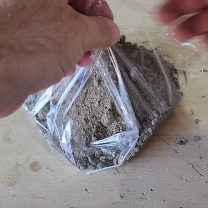 Solar Light Rock Spotlight