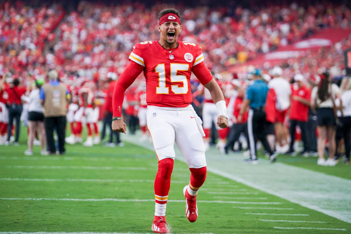 How Much Does Patrick Mahomes Make?