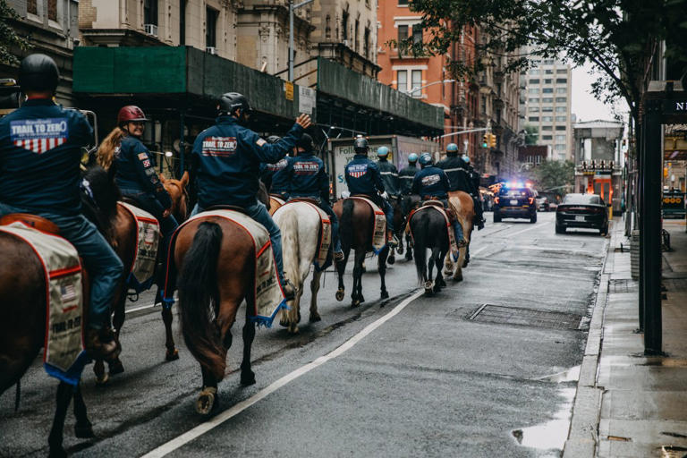 Veterans to ride 20 miles on horseback through NYC for suicide ...