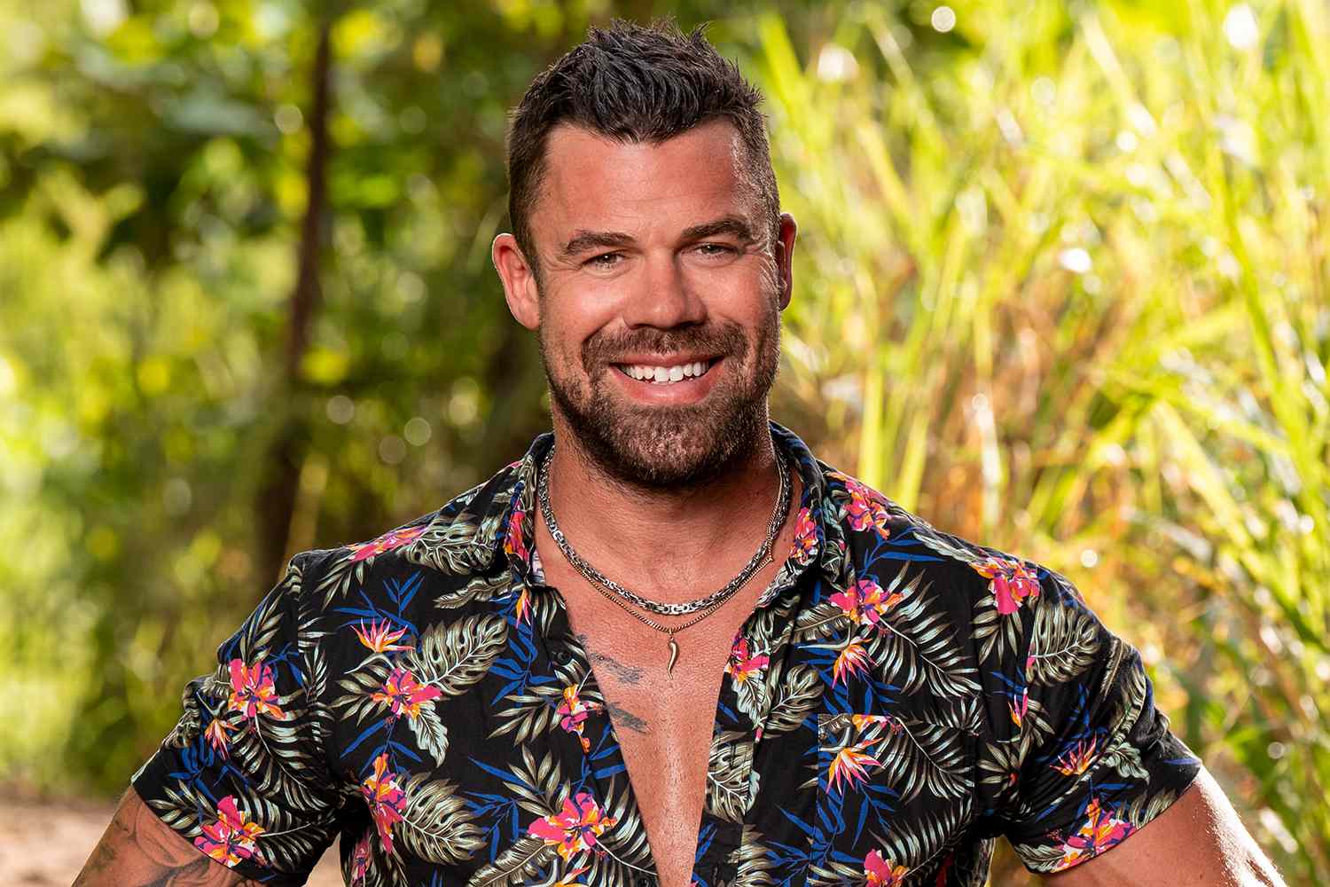 “Survivor” Star Jake Latimer Bitten by Venomous Snake in Fiji Days ...