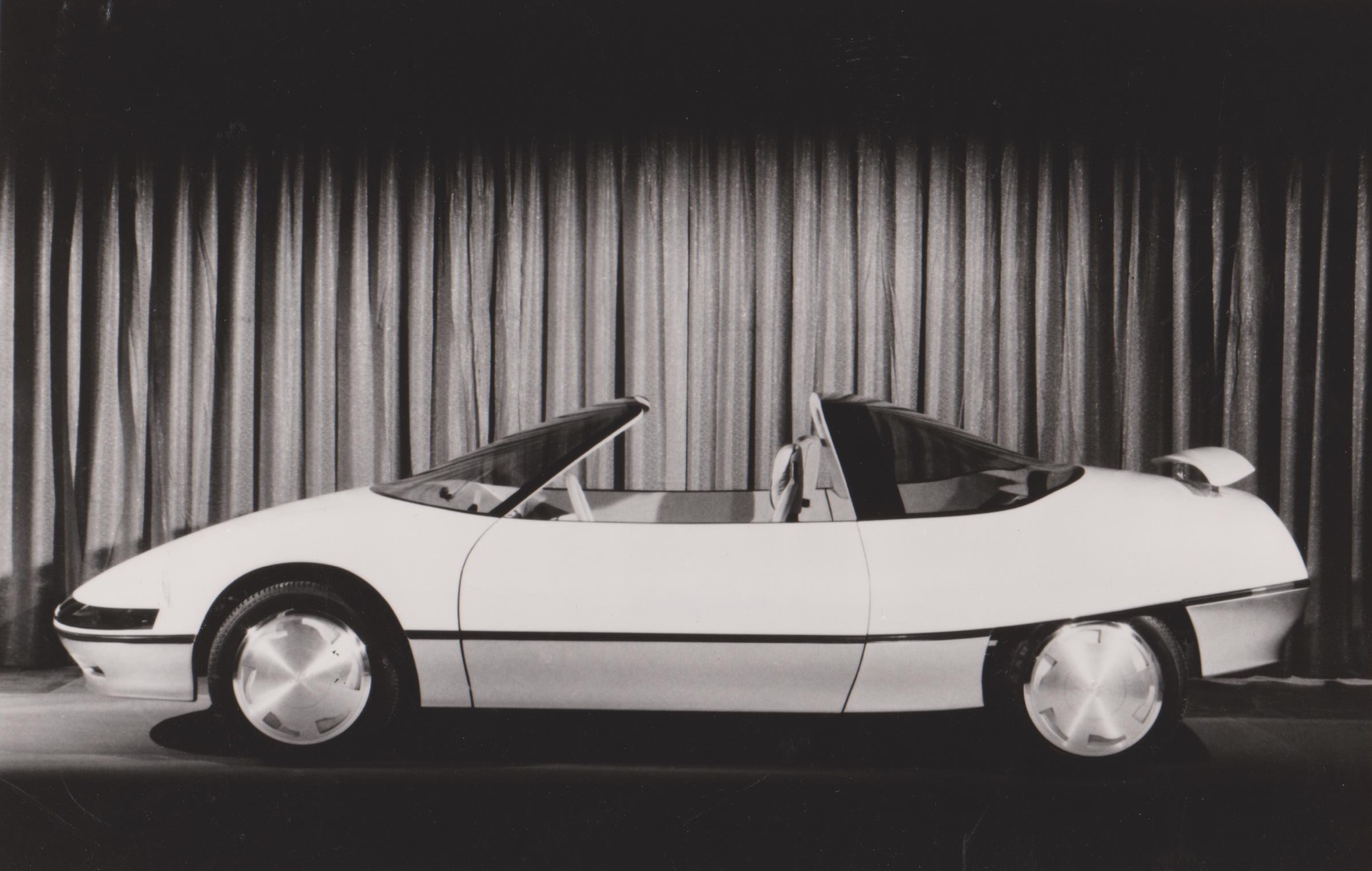 The 1995 Buick Questor Brought the Future to 1983