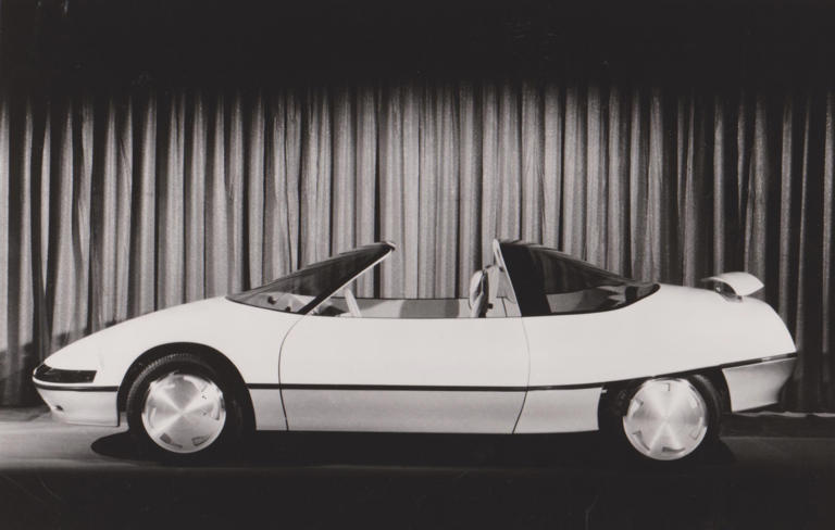 The 1995 Buick Questor Brought the Future to 1983
