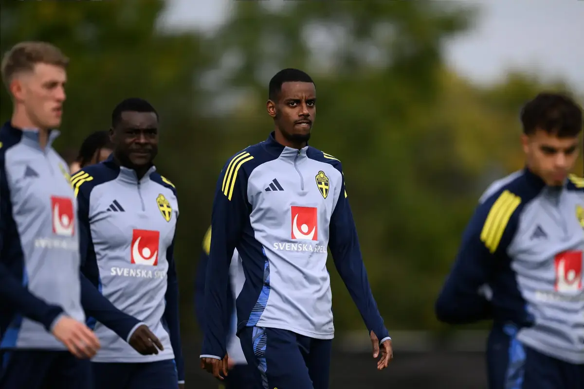 Alexander Isak set for big test as Sweden decision made