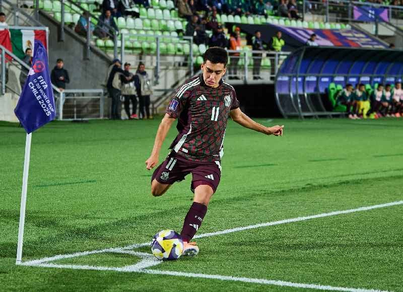 “Gilberto Mora cayó por su propio peso”: Vasco Aguirre sobre el debut ...