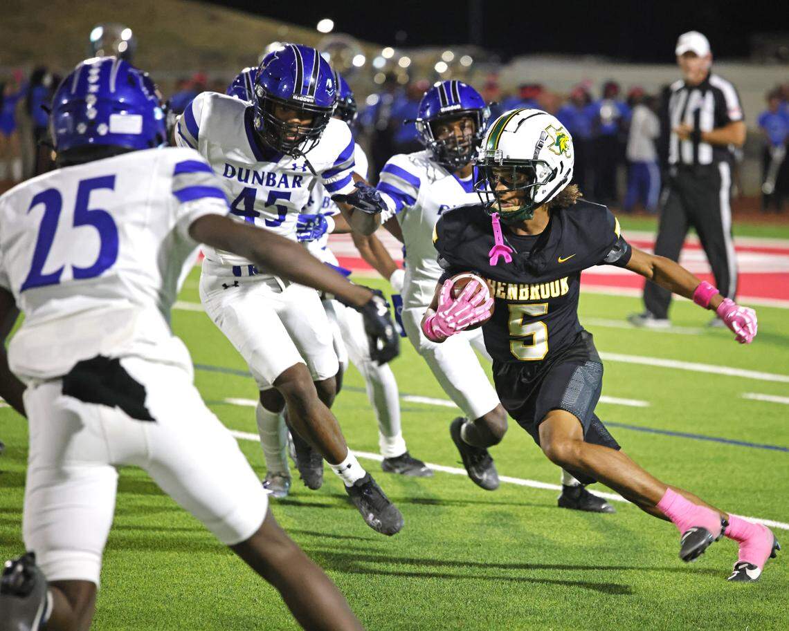Fort Worth Benbrook defense stands tall to take down Dunbar in thriller
