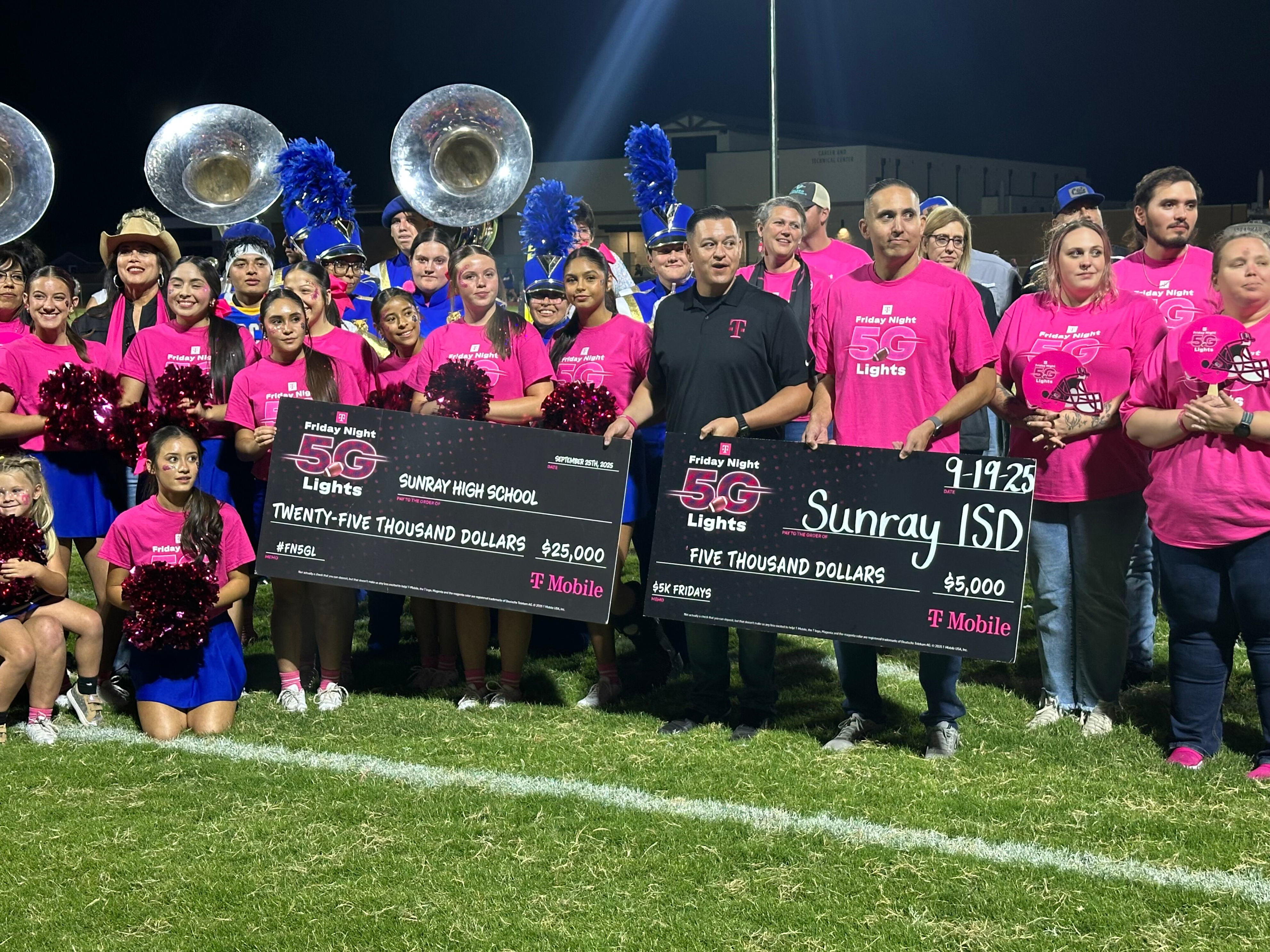 Sunray celebrates $25K win from T-Mobile’s 5G Lights Contest