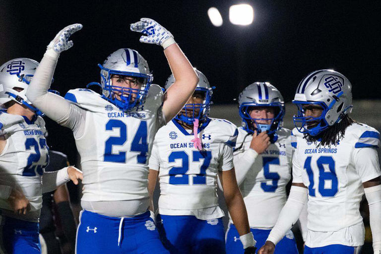 Ocean Springs star scores four times as Greyhounds knock off unbeaten ...