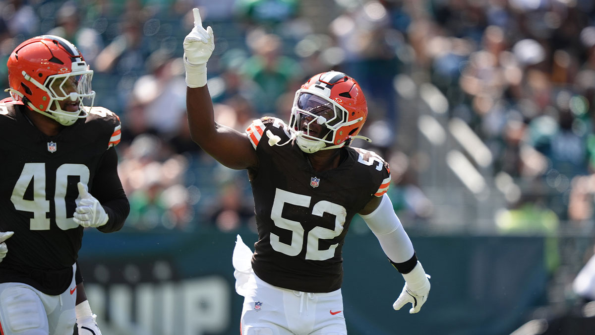 Steelers sign ex-Browns rusher to practice squad