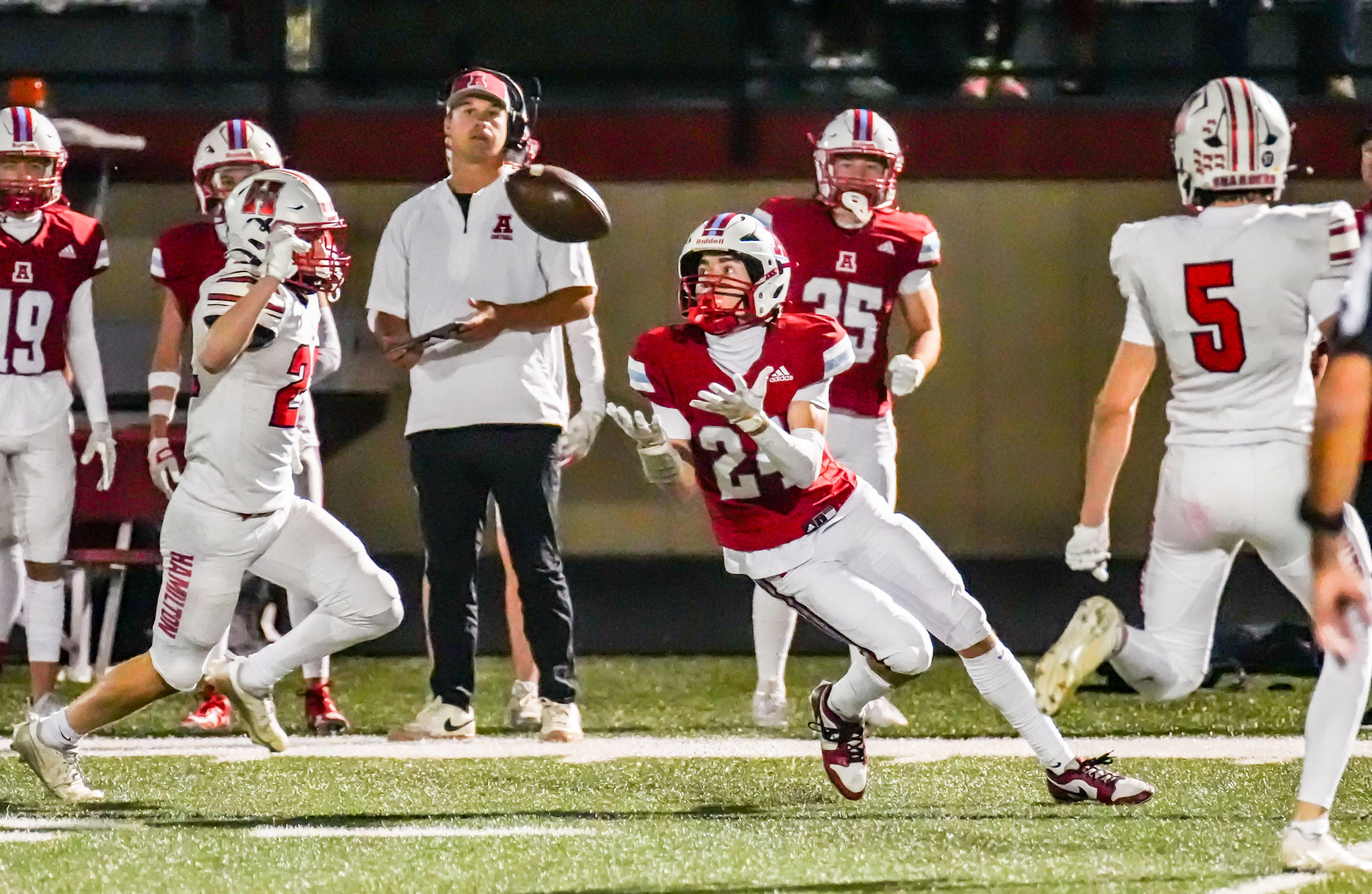 Milwaukee-area top performers from Week 9 of the 2025 high school ...