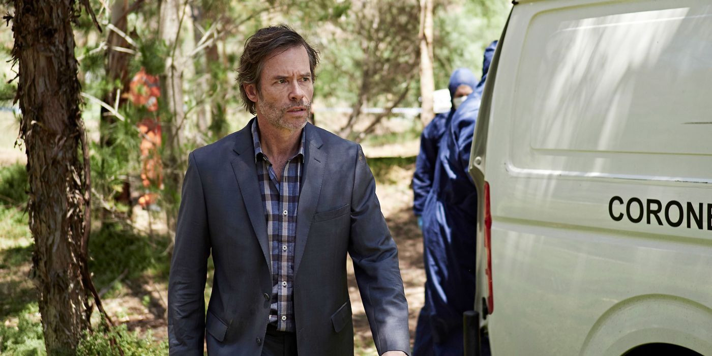 This Gritty 3-Season Guy Pearce Crime Drama Is Perfect for Fans of Dark ...