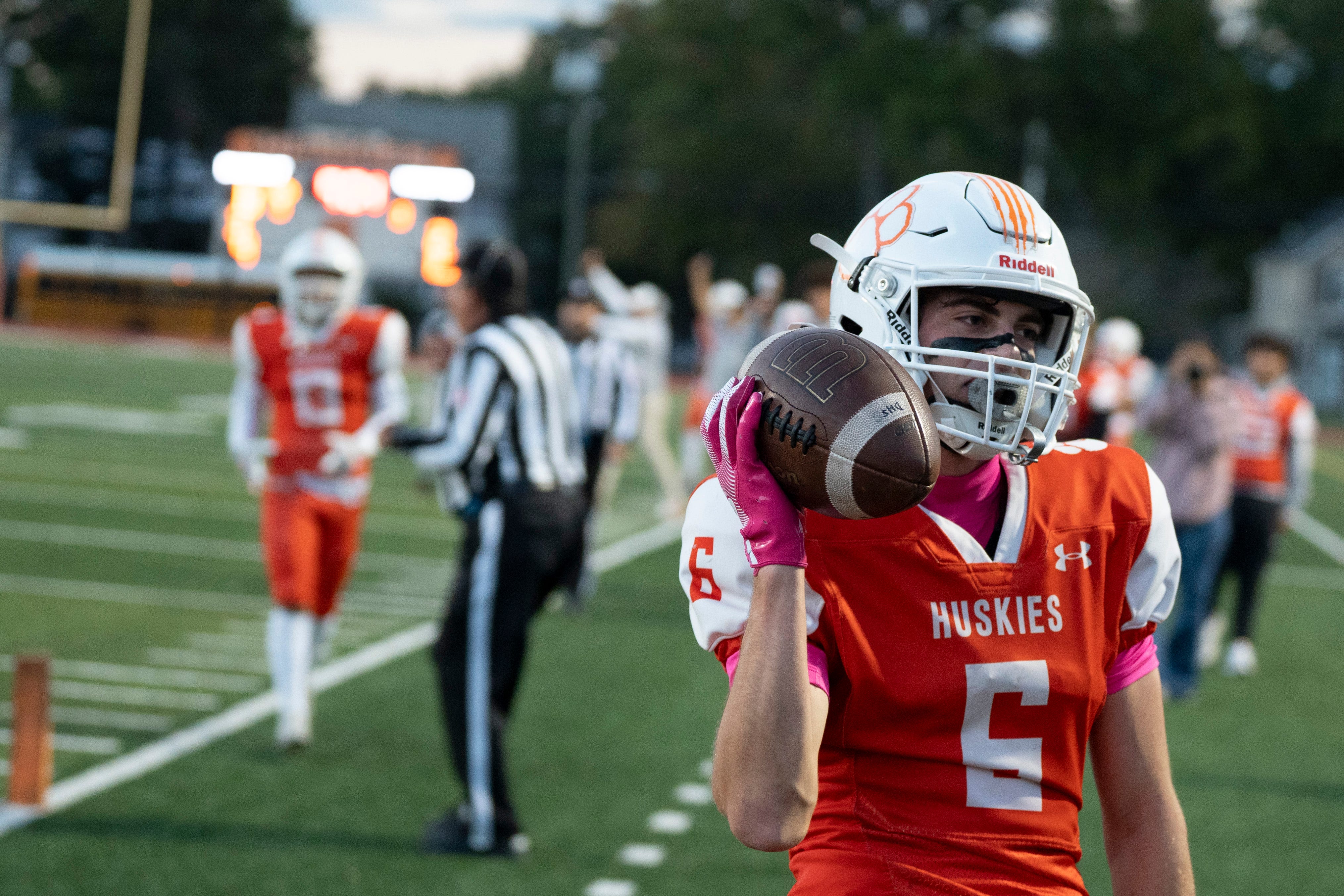 Dumont football keeps strong start going by holding off Paramus