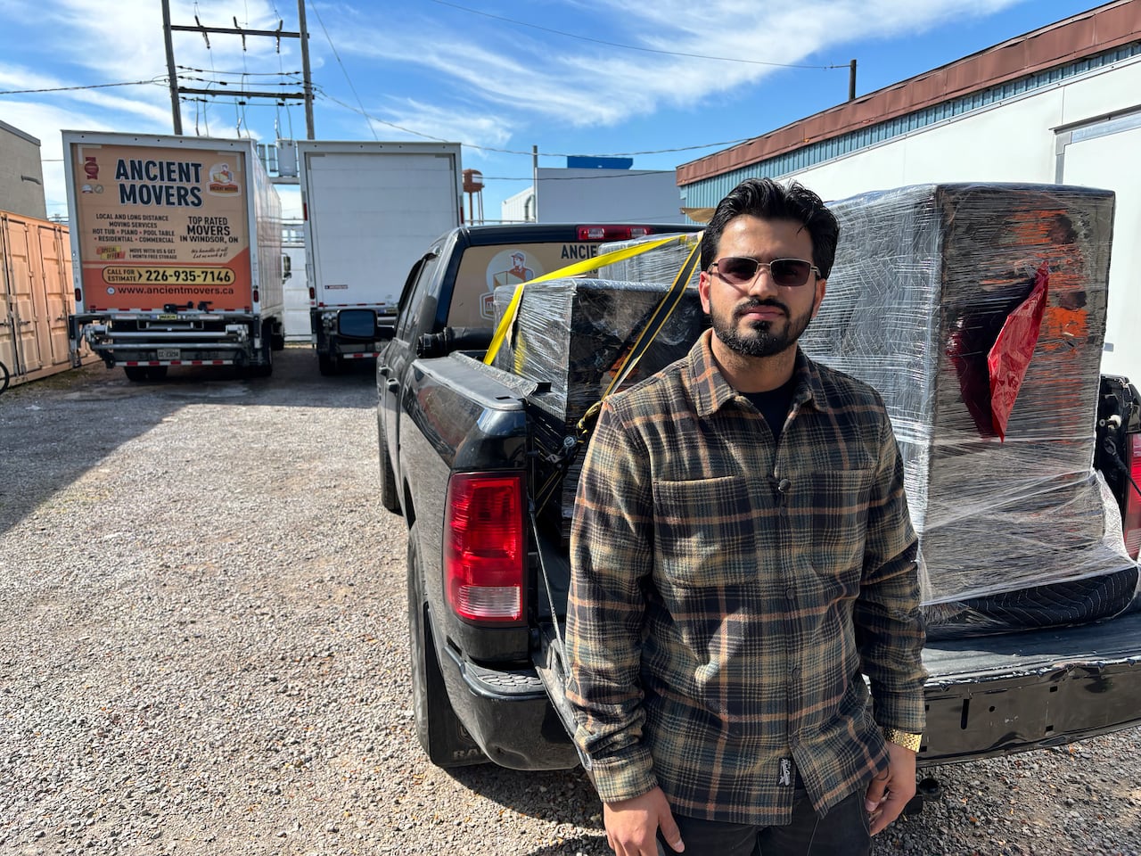 Packing up a pickup truck? Here's how to move large items safely