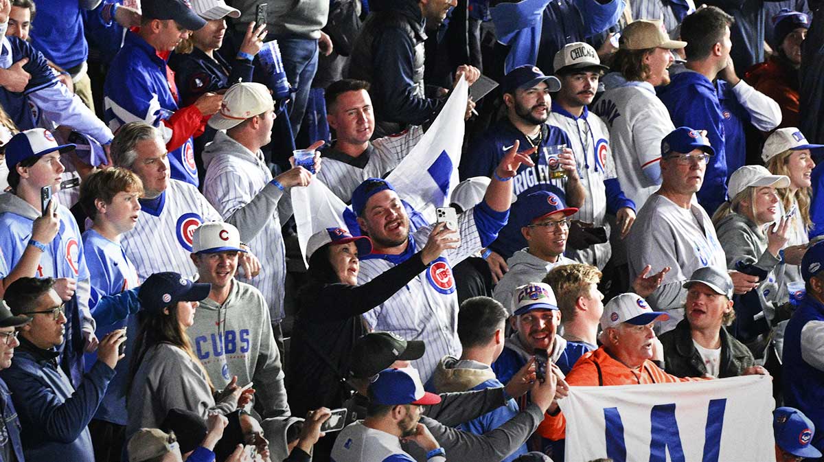 Cubs win National League team Gold Glove award