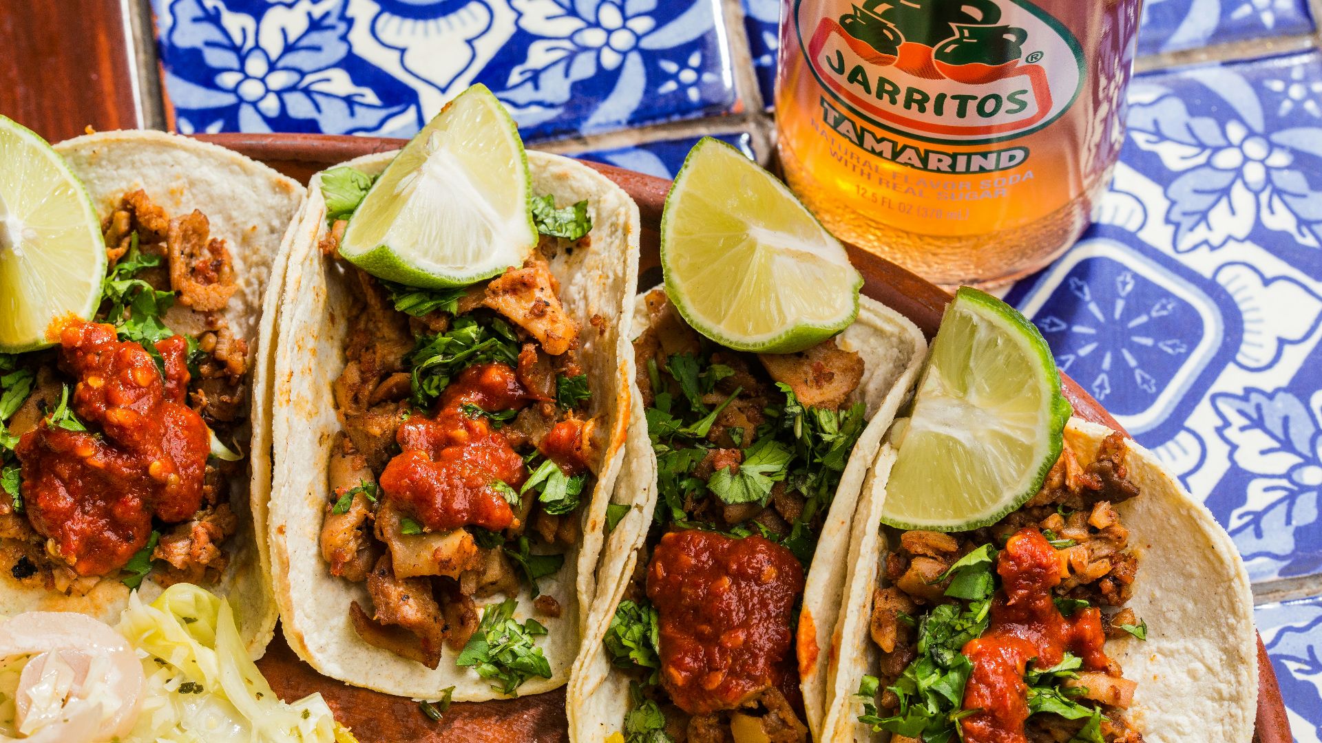20 Meals That Taste Different Depending on Where You Eat Them