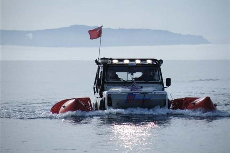Land Rover Defender modified to cross the Bering Strait will be sold at ...