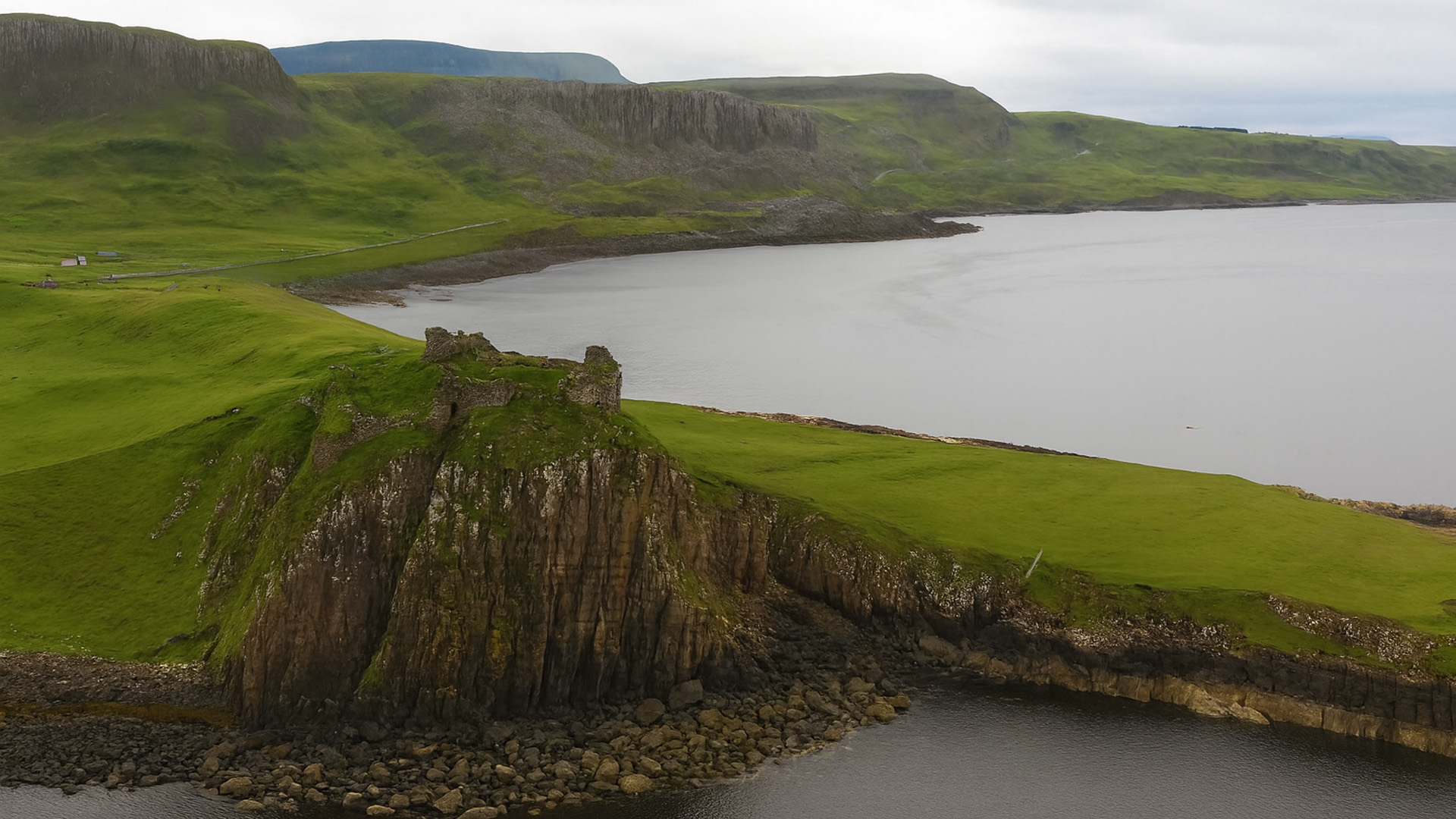Duntulm Castle – Scotland – Cliffside Ruins by the Sea in 4K