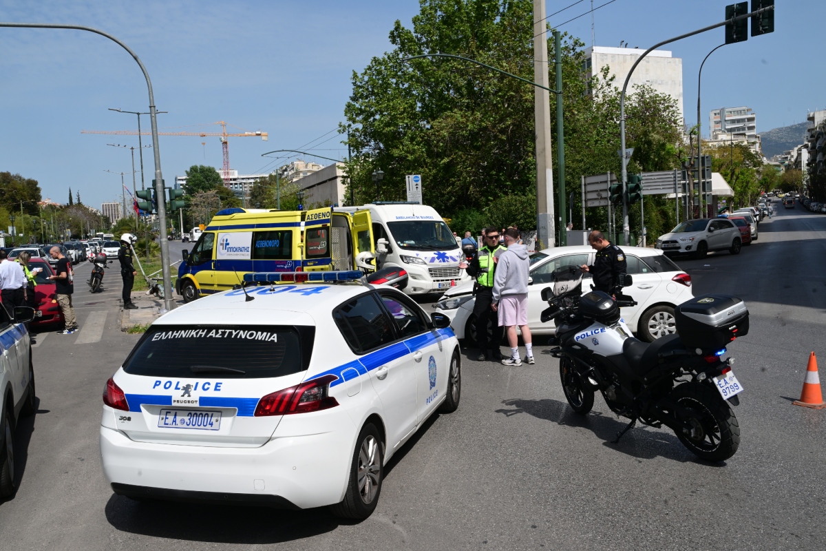Θανατηφόρο τροχαίο στο Λαύριο: 45χρονος οδηγός σκοτώθηκε όταν η μηχανή ...