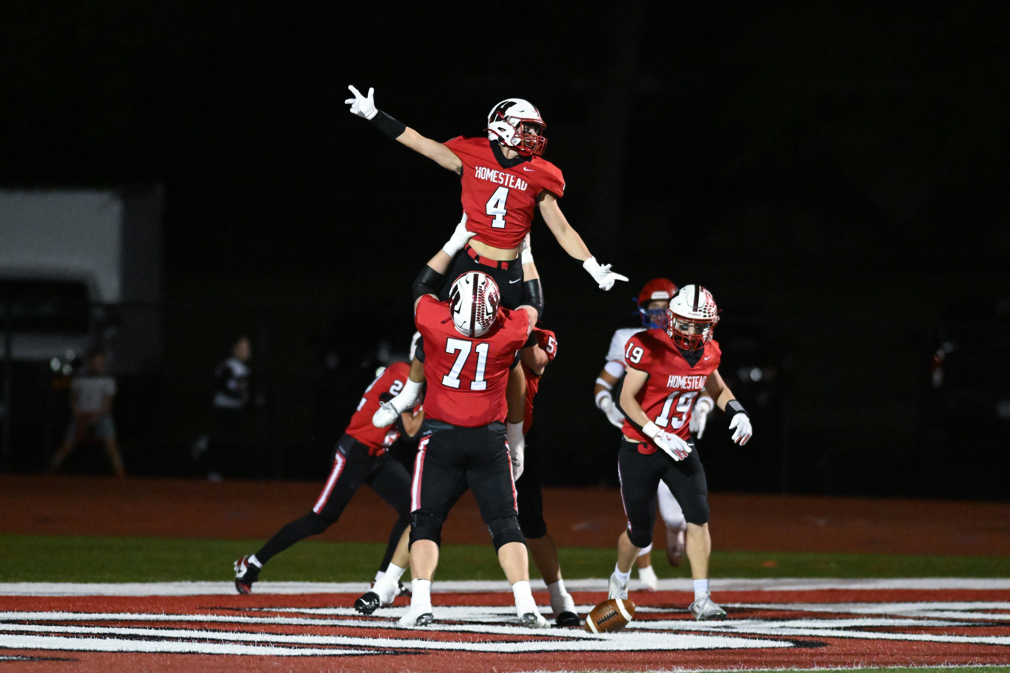 Area football teams clinch conference title shares with Week 8 victories