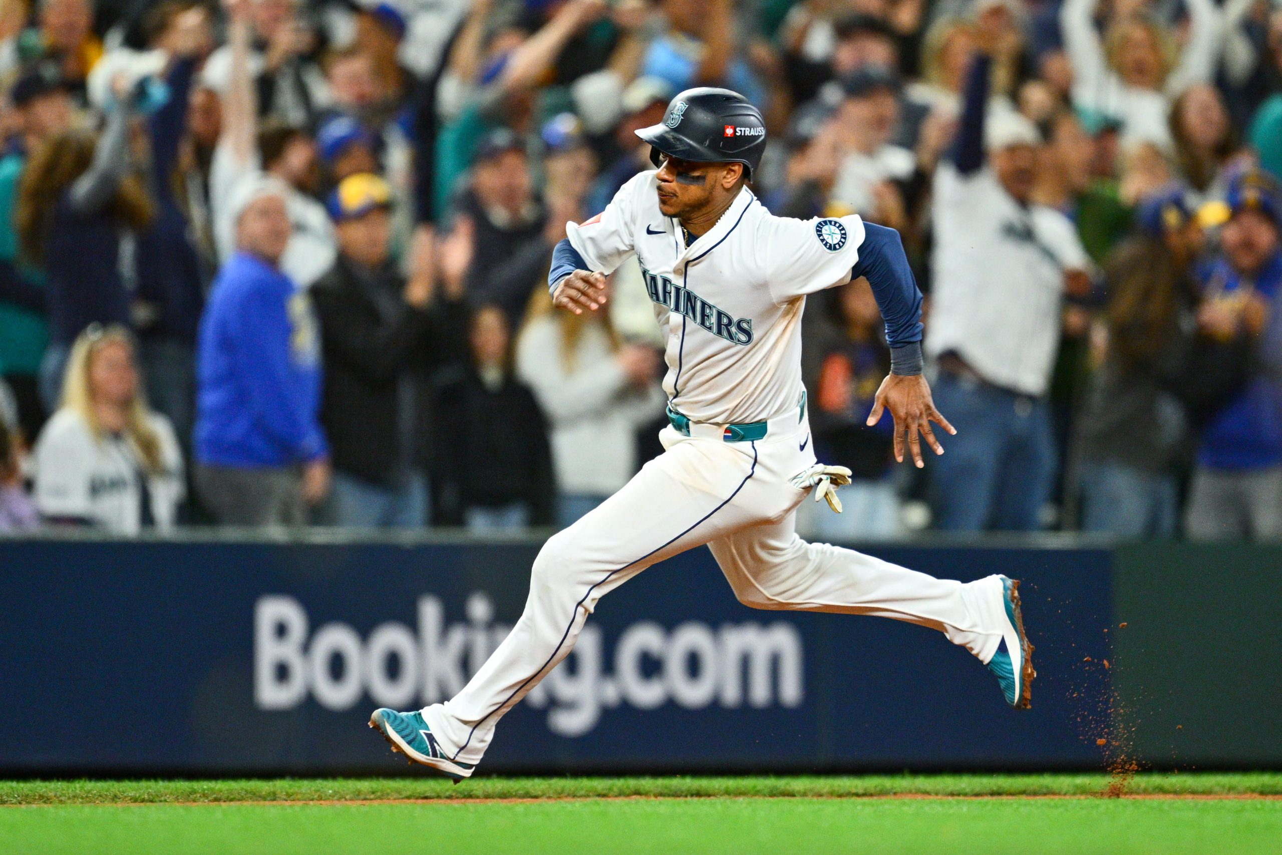 4 Takeaways From Mariners’ ALDS Game 5 Win Over Tigers to Advance to ALCS