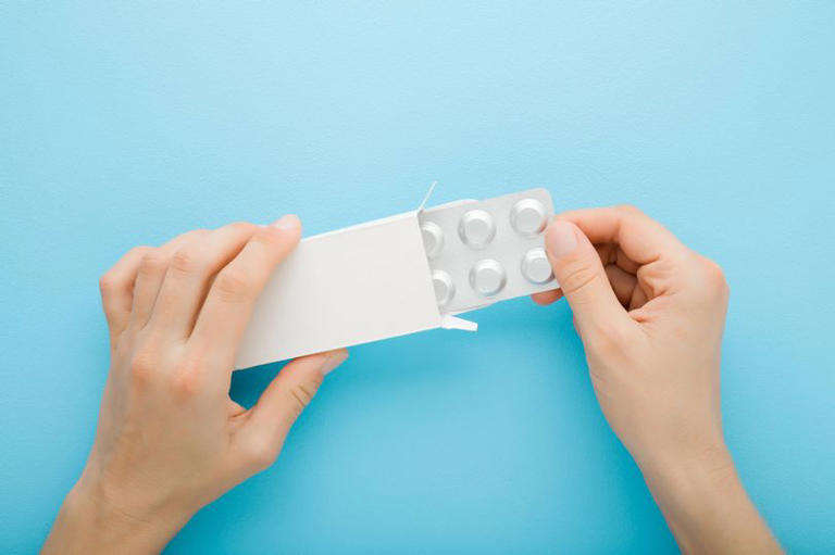 Five groups of people told not to take paracetamol including these ...