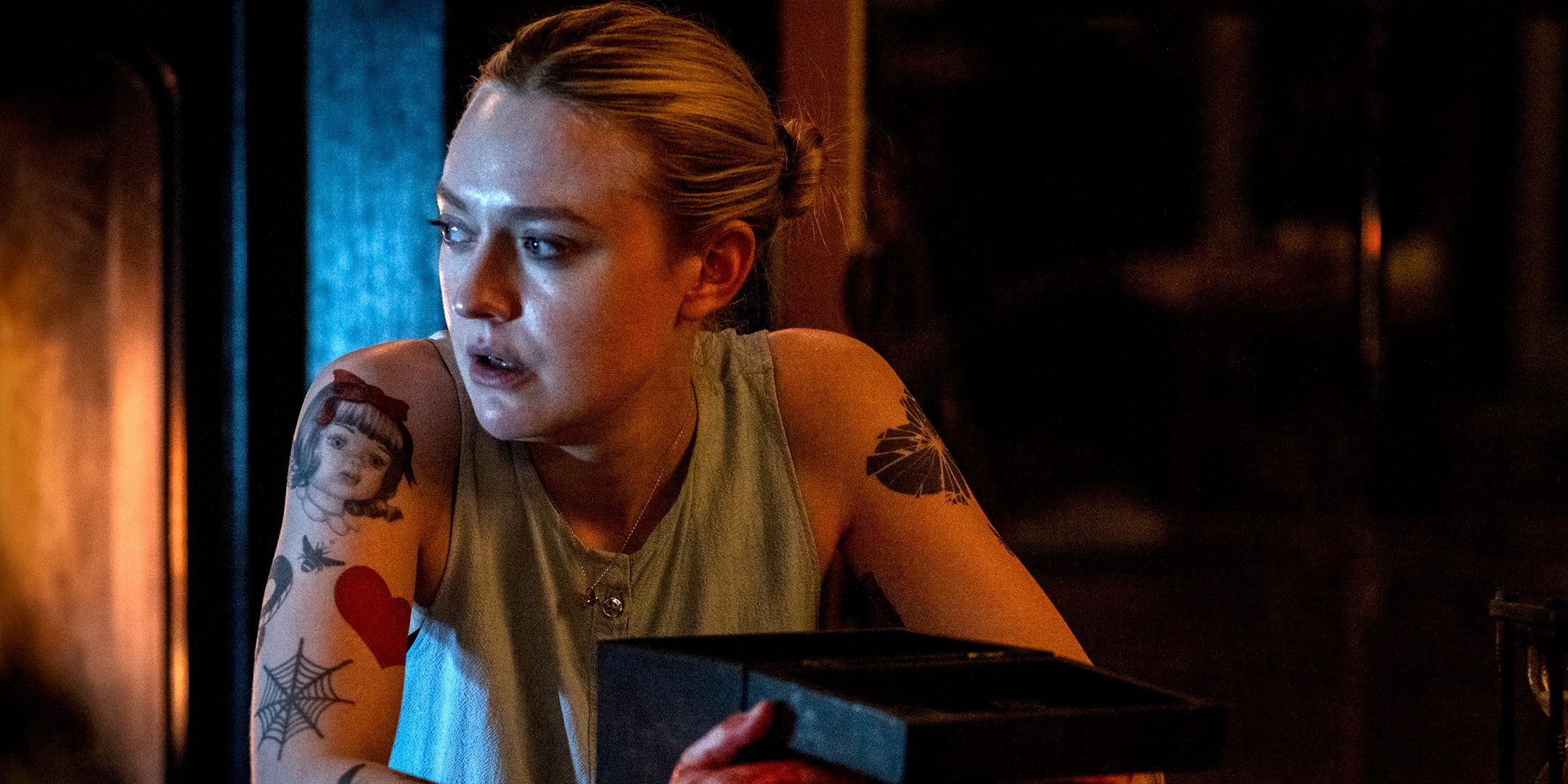 Vicious: Dakota Fanning & Director On Mysterious Box's True Nature